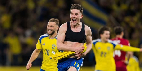 Miljardregn över fotbolls-VM: Så mycket står på spel för Blågult - VM ...